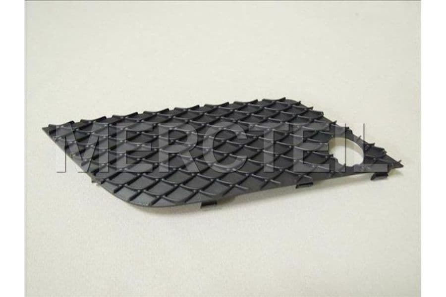 Buy the spare part Mercedes-Benz A1668854122 cover bumper area