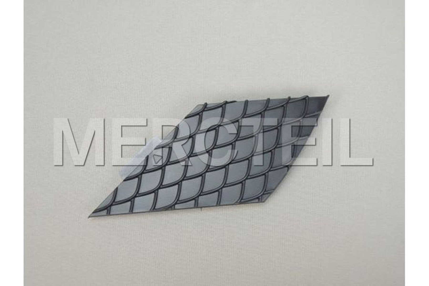 Buy the spare part Mercedes-Benz A1668859222289999 cover towing eye
