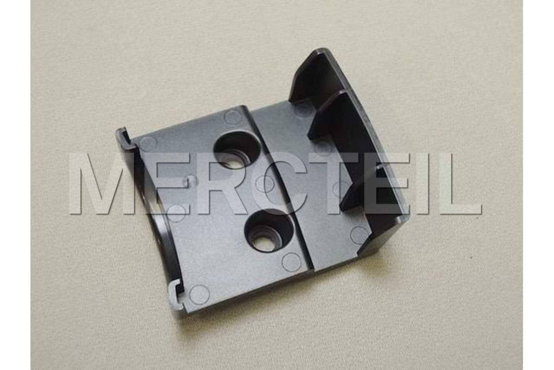 Buy the spare part Mercedes-Benz A1668880414 bracket