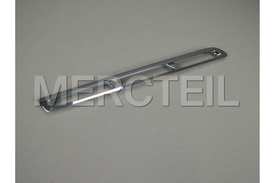Buy the spare part Mercedes-Benz A1668881885 ornamental trim