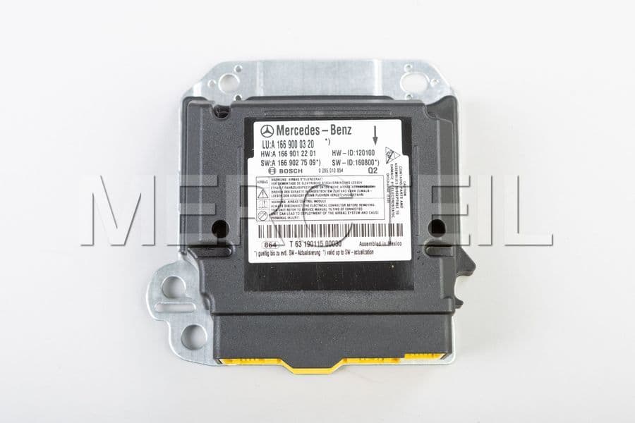 Buy the spare part Mercedes-Benz A1669000320 control unit