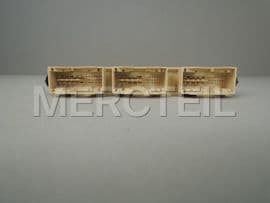 Buy the spare part Mercedes-Benz A1669008506 control unit