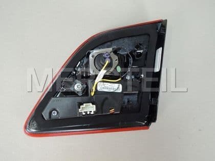 Buy the spare part Mercedes-Benz A1669064101 rear lamp combination