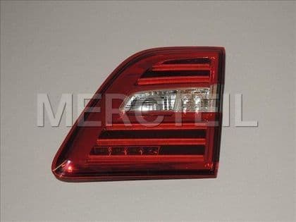 Buy the spare part Mercedes-Benz A1669068501 rear lamp combination
