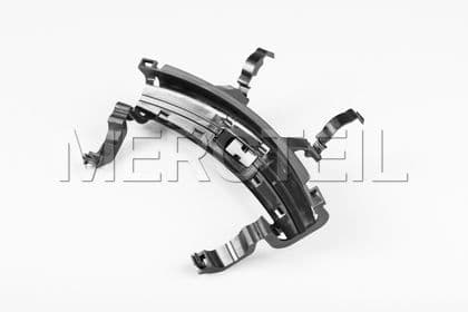 Buy the spare part Mercedes-Benz A1674239000 bracket