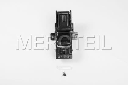 Buy the spare part Mercedes-Benz A167520180064 mounting console