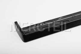 Buy the spare part Mercedes-Benz A1675202300 trim step