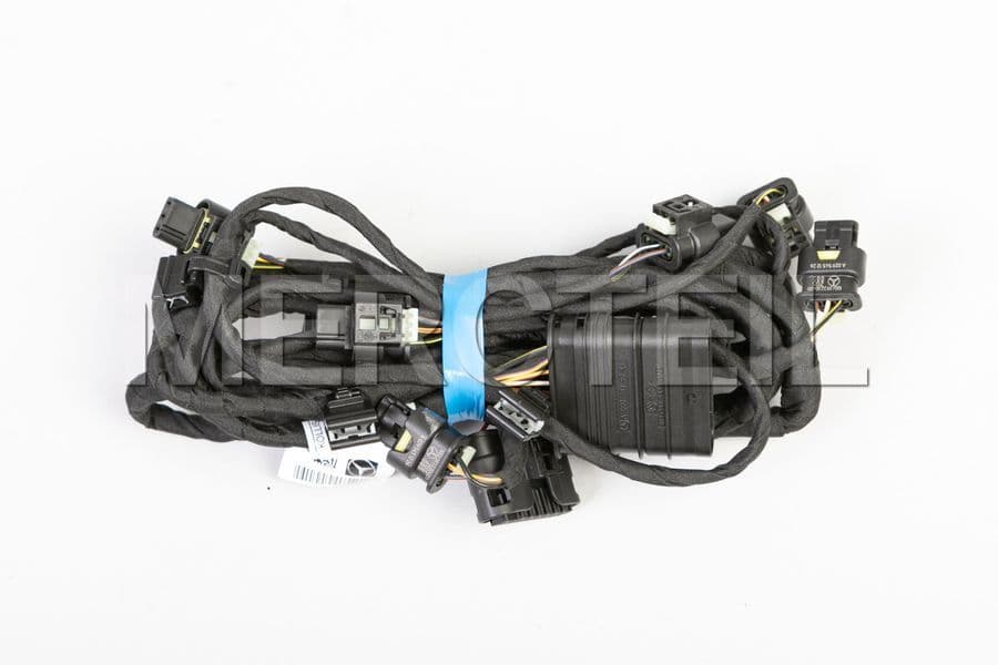 Buy the spare part Mercedes-Benz A1675405652 electrical wiring harness
