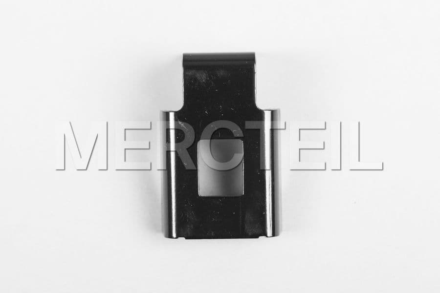 Buy the spare part Mercedes-Benz A1676271300 angle bracket