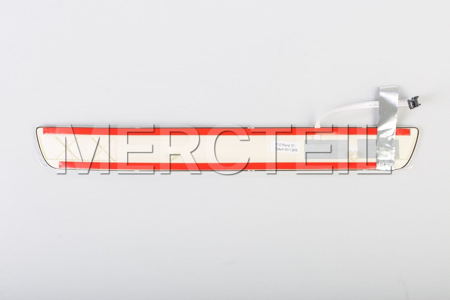 Buy the spare part Mercedes-Benz A1676861400 cover rail