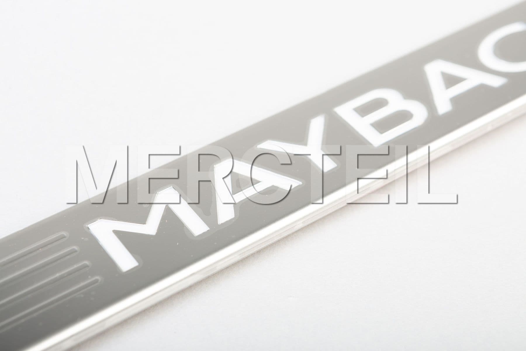 Buy the spare part Mercedes-Benz A1676862600 cover rail
