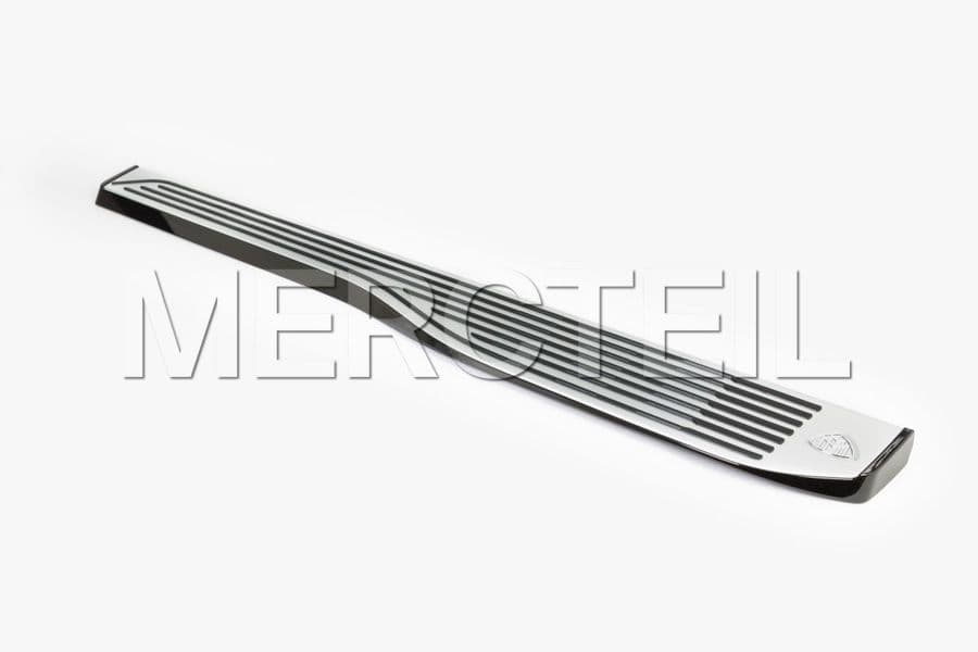 Buy the spare part Mercedes-Benz A1676907405 step insert