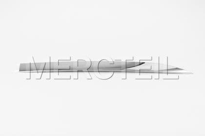 Buy the spare part Mercedes-Benz A1676982901 trim strip