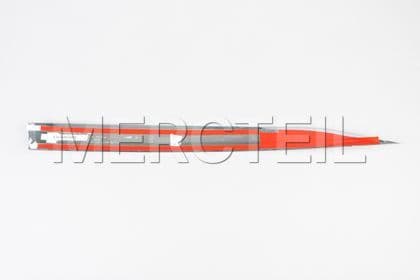 Buy the spare part Mercedes-Benz A1676983001 trim strip