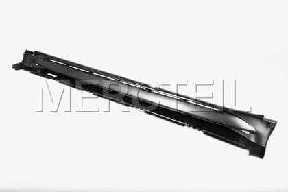 Buy the spare part Mercedes-Benz A1676986200 trim step