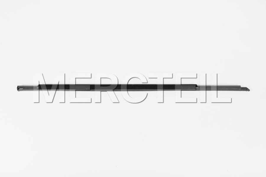 Buy the spare part Mercedes-Benz A1677201302 sealing rail