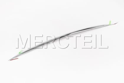 Buy the spare part Mercedes-Benz A1677430000 trim strip
