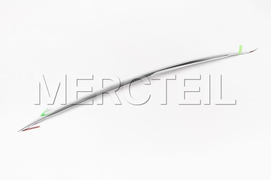 Buy the spare part Mercedes-Benz A1677430000 trim strip