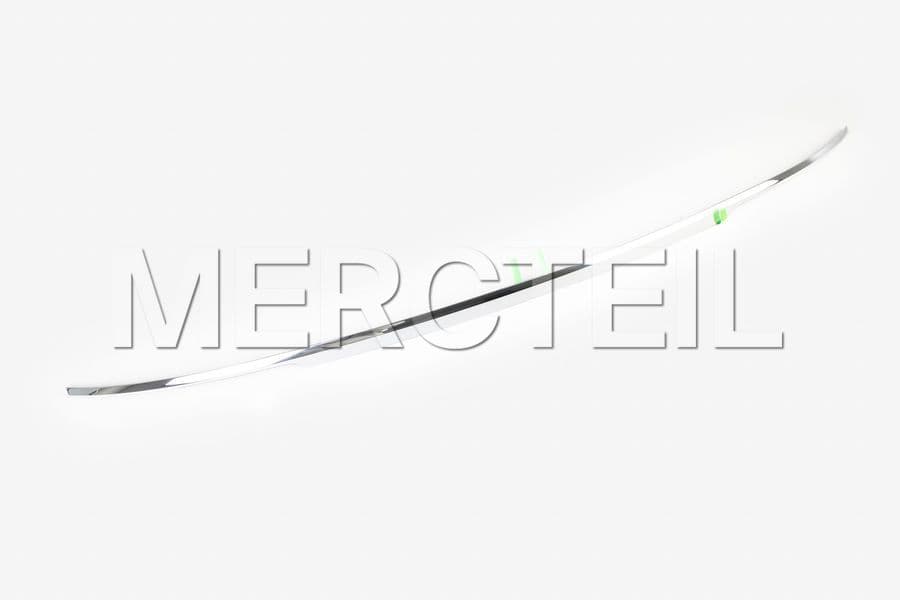 Buy the spare part Mercedes-Benz A1677430100 trim strip