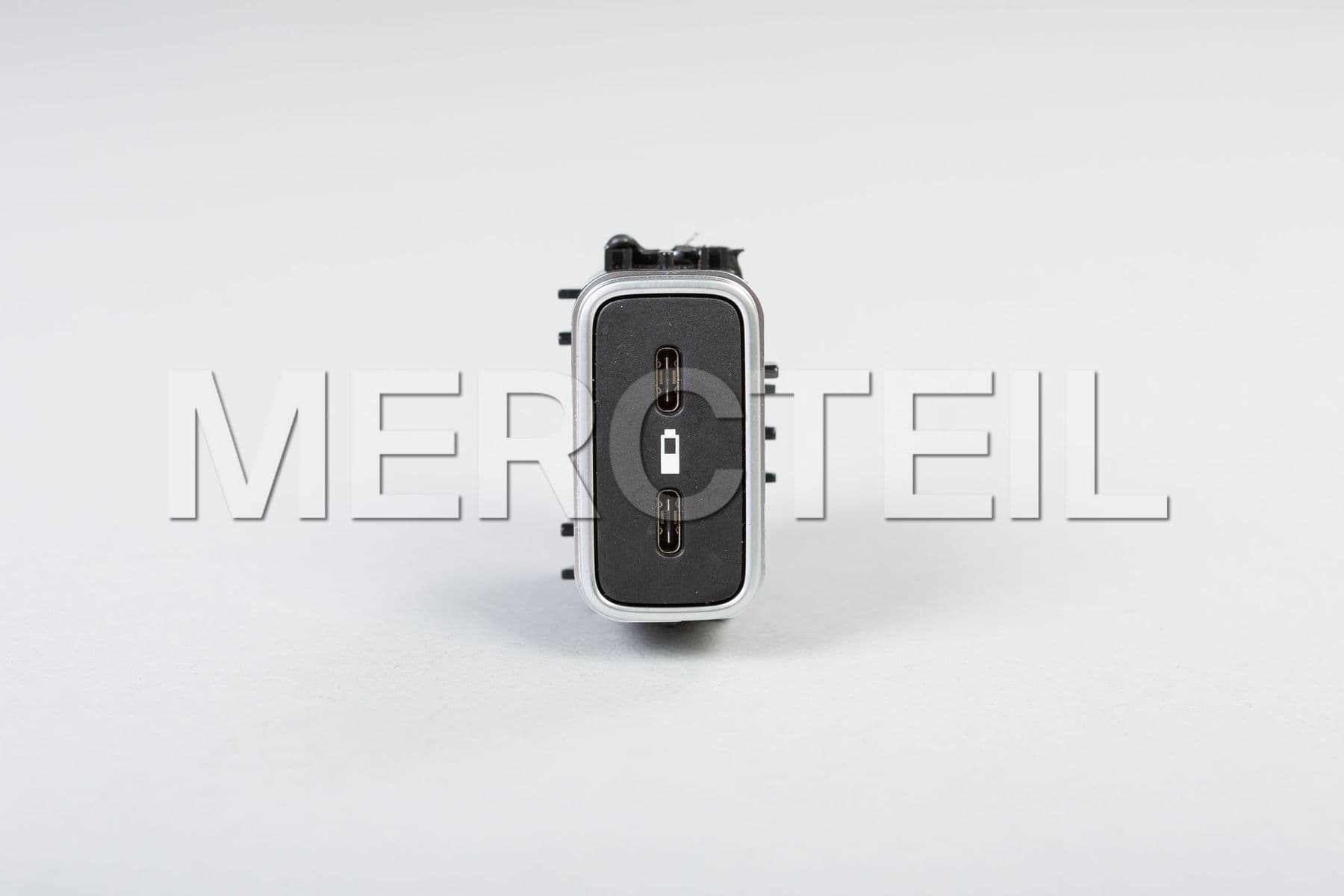 Buy the spare part Mercedes-Benz A1678205201 multimedia conn unit