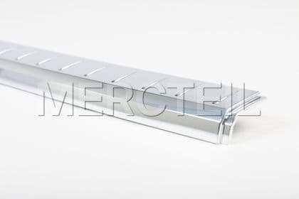Buy the spare part Mercedes-Benz A1678842600 protective plate