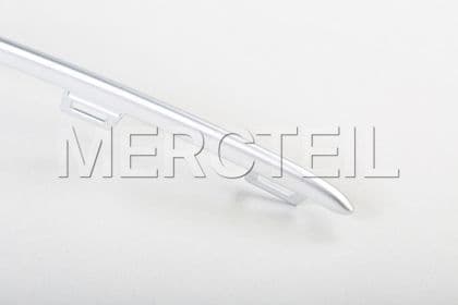 Buy the spare part Mercedes-Benz A1678852004 trim strip