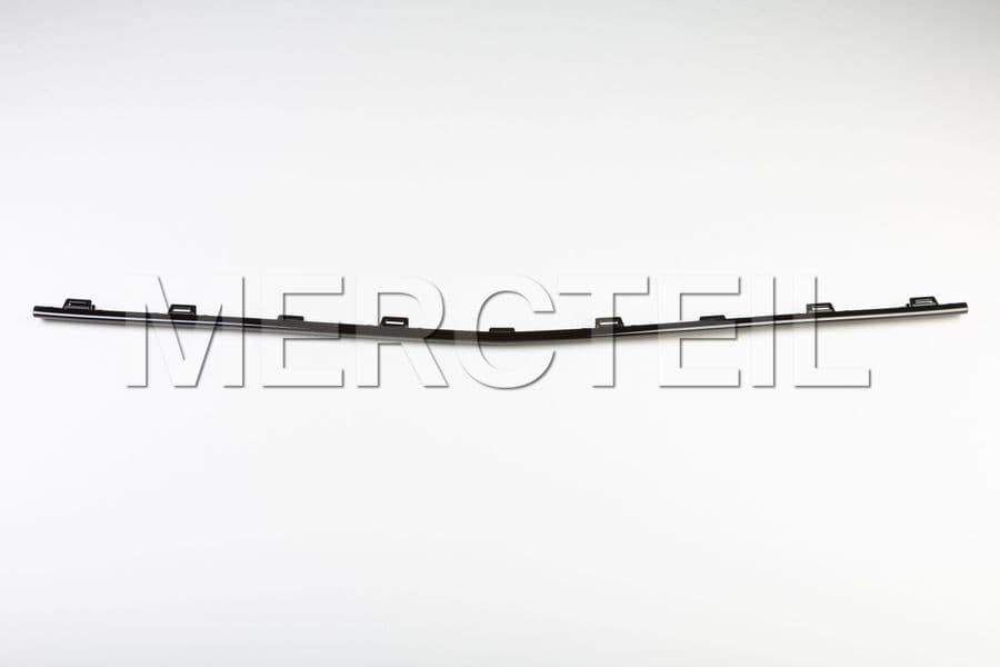 Buy the spare part Mercedes-Benz A1678854605 trim strip