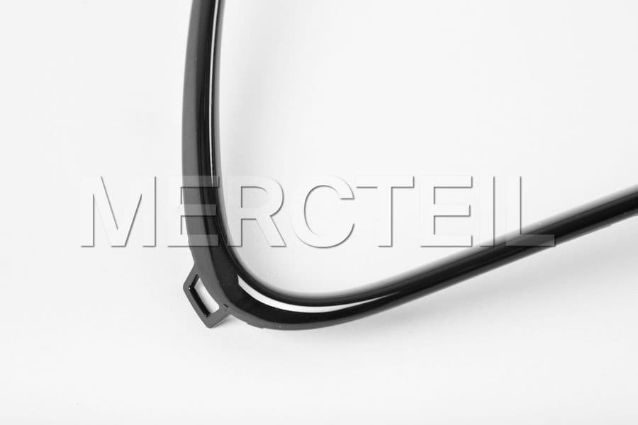 Buy the spare part Mercedes-Benz A1678855006 trim strip