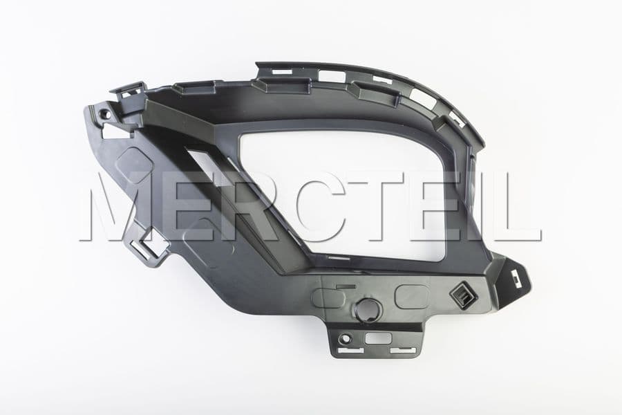 Buy the spare part Mercedes-Benz A1678855706 air duct segment