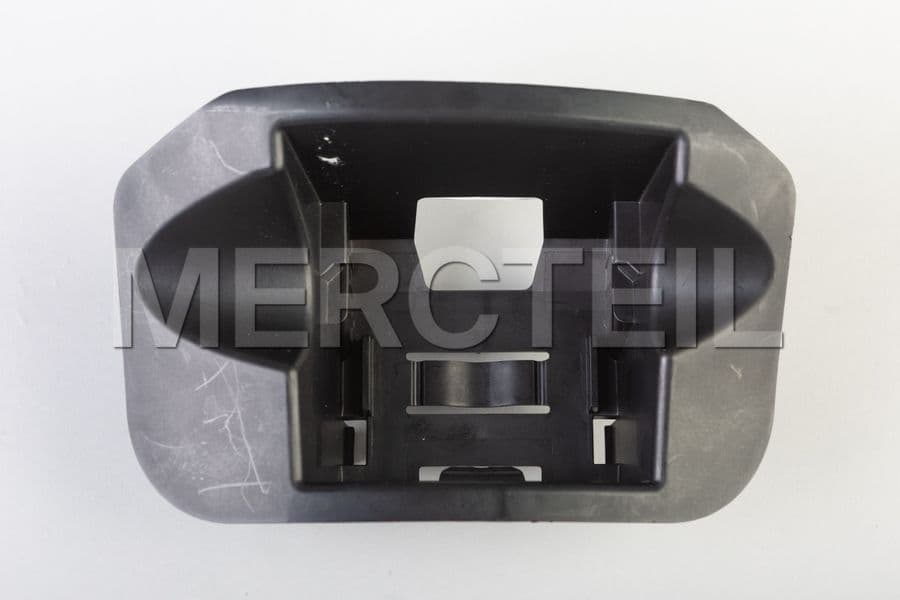 Buy the spare part Mercedes-Benz A1678858207 absorber