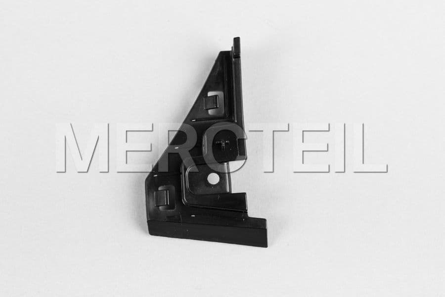 Buy the spare part Mercedes-Benz A1678858305 bracket bumper