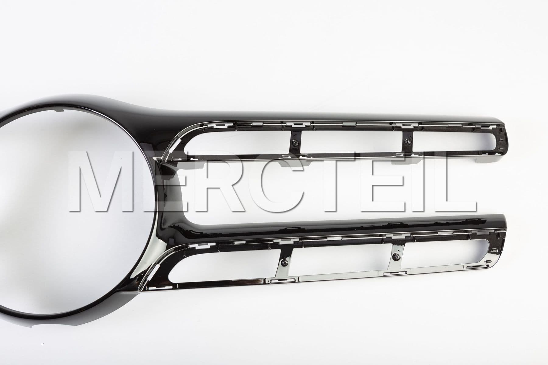 Buy the spare part Mercedes-Benz A16788822009040 trim grille