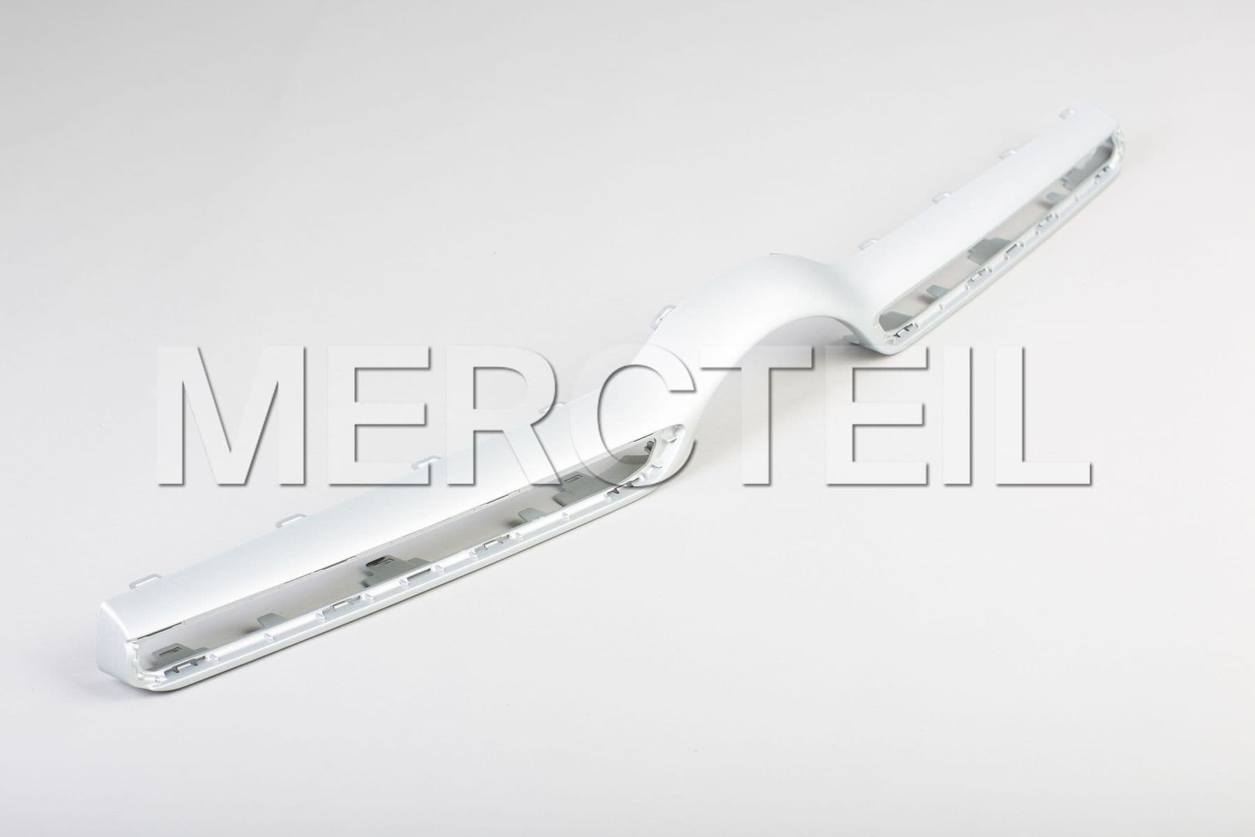 Buy the spare part Mercedes-Benz A1678882400 trim grille