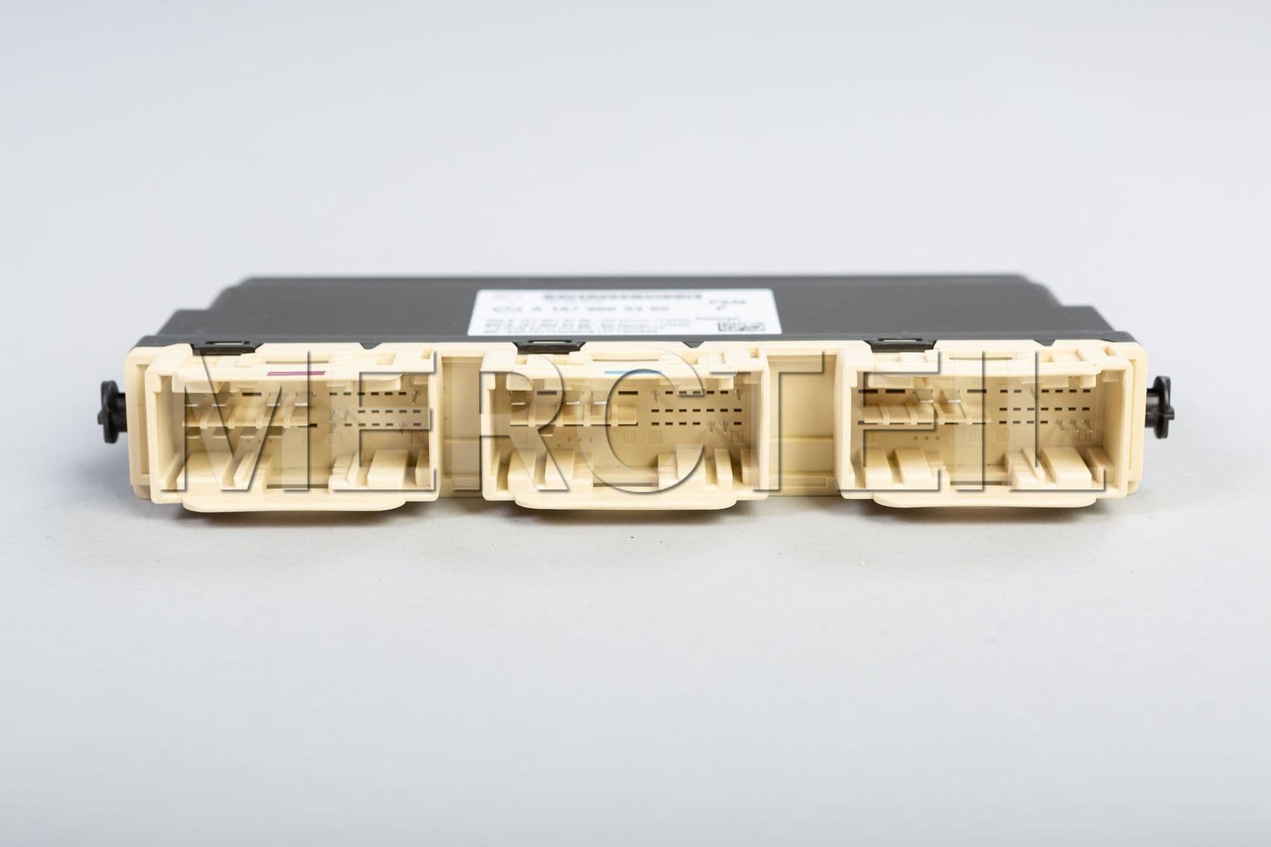 Buy the spare part Mercedes-Benz A1679003305 control unit