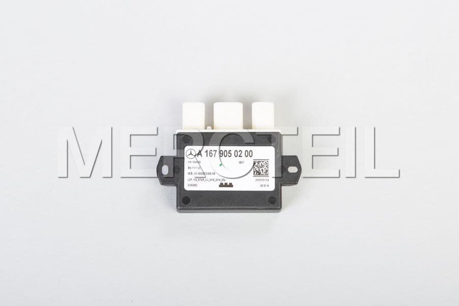 Buy the spare part Mercedes-Benz A1679050200 rear switching module