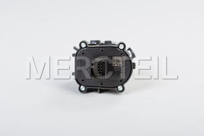 Buy the spare part Mercedes-Benz A1679054901 button switch