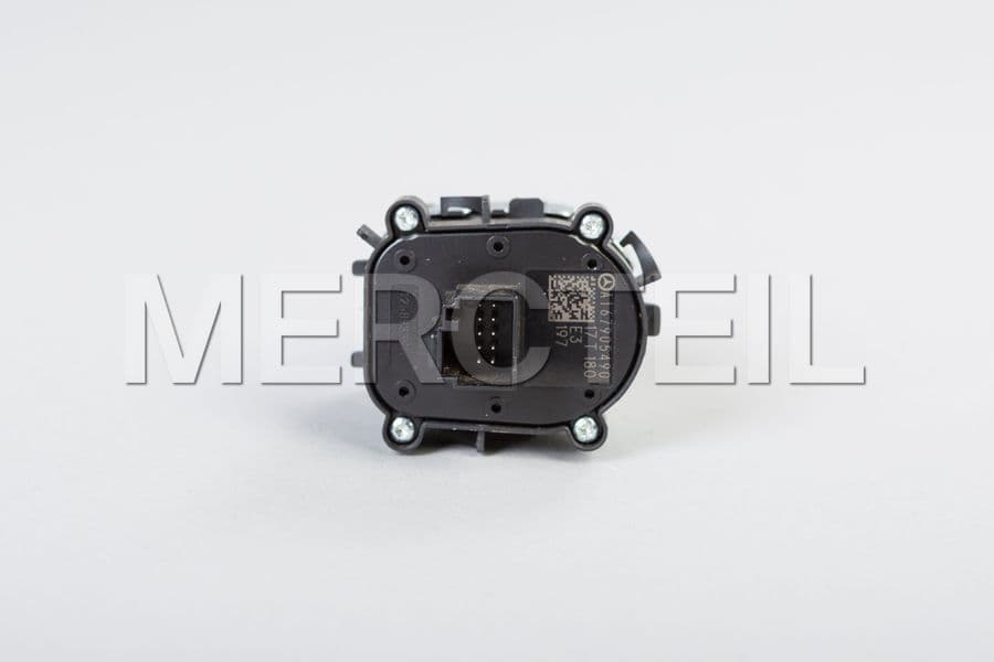 Buy the spare part Mercedes-Benz A1679054901 button switch