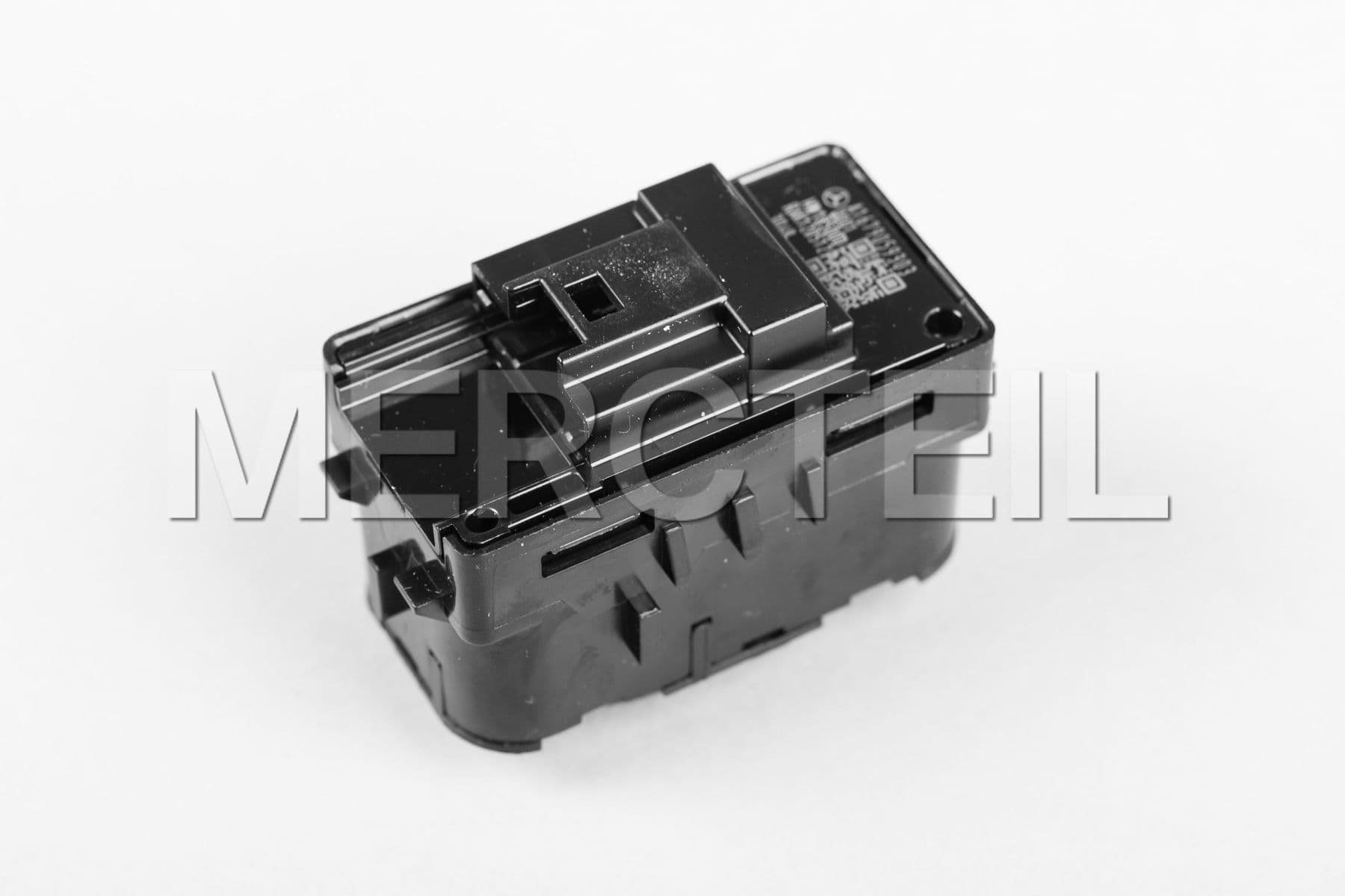Buy the spare part Mercedes-Benz A16790593039051 switch block
