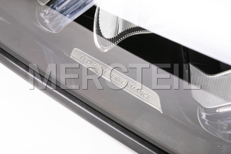 Buy the spare part Mercedes-Benz A1679060403 lamp unit