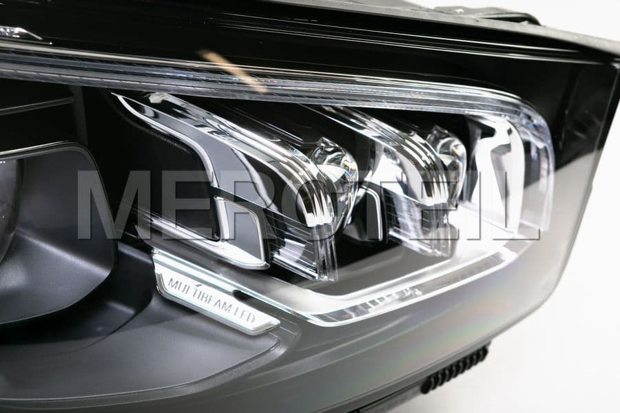 Buy the spare part Mercedes-Benz A1679065203 lamp unit