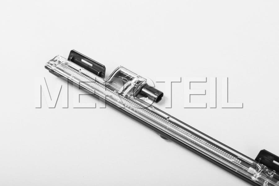 Buy the spare part Mercedes-Benz A1679066302 entrance light