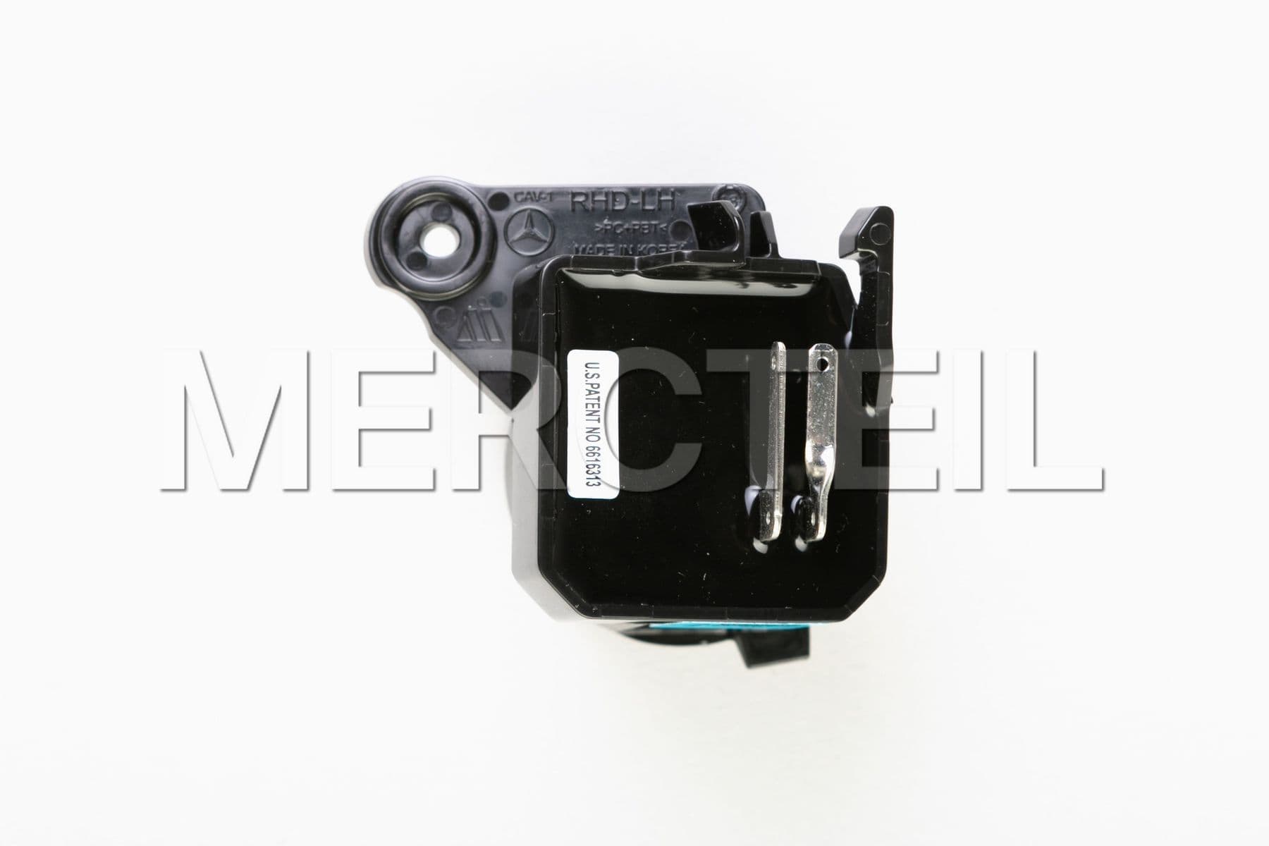 Buy the spare part Mercedes-Benz A1679069502 projector