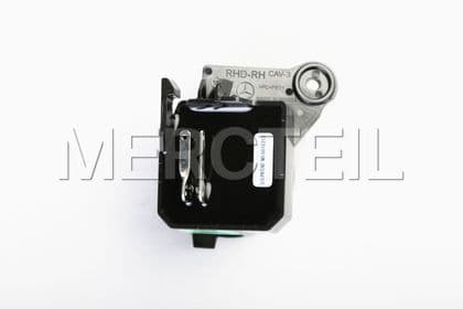 Buy the spare part Mercedes-Benz A1679069602 projector