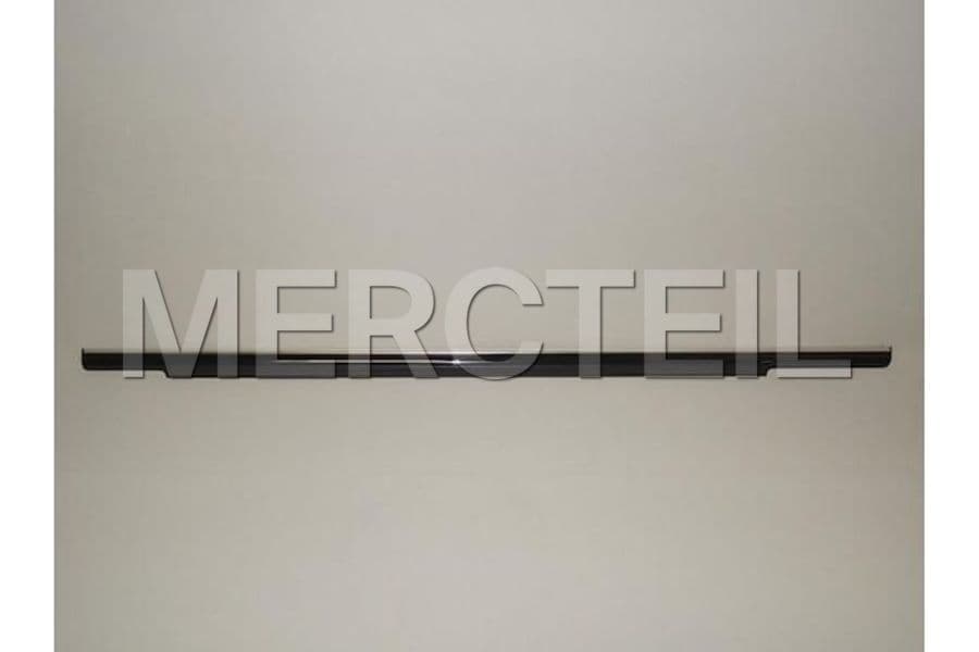 Buy the spare part Mercedes-Benz A1697351665 sealing rail
