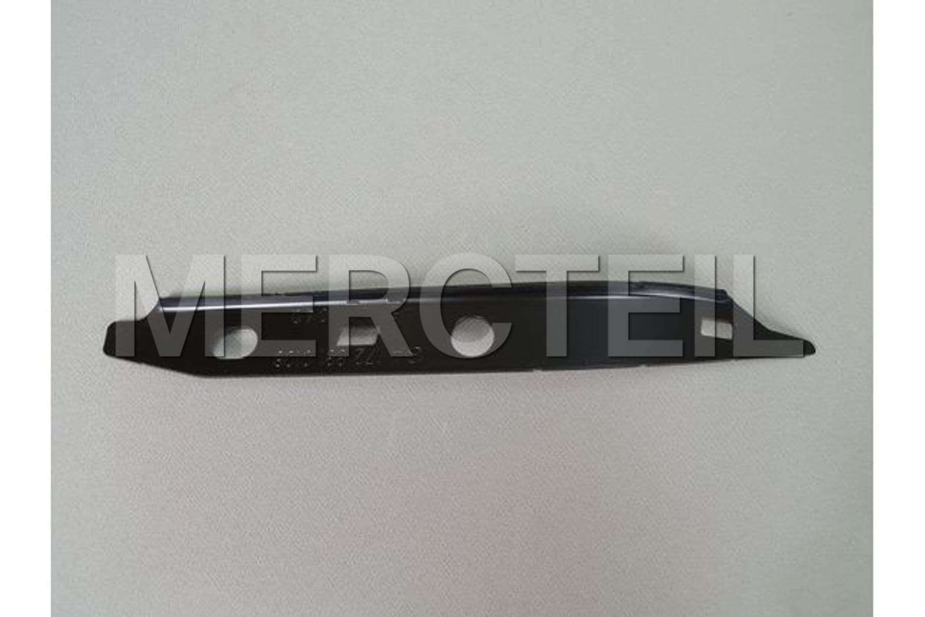 Buy the spare part Mercedes-Benz A1728810106 mounting rail