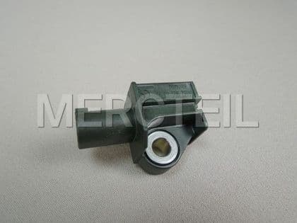 Buy the spare part Mercedes-Benz A1729056000 acceleration sensor