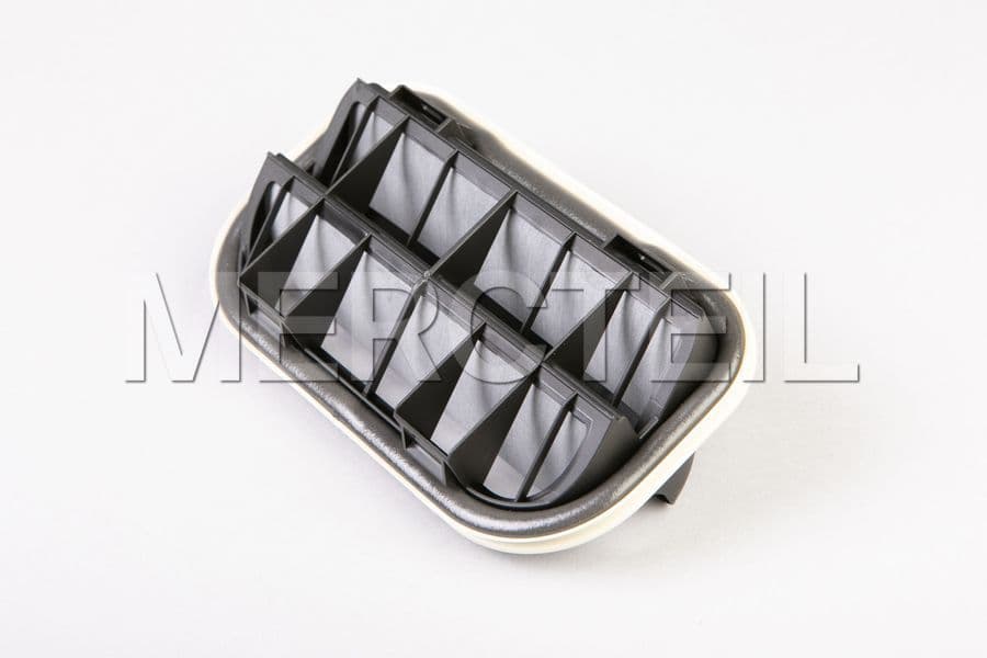Buy the spare part Mercedes-Benz A1768302700 ventilation flap