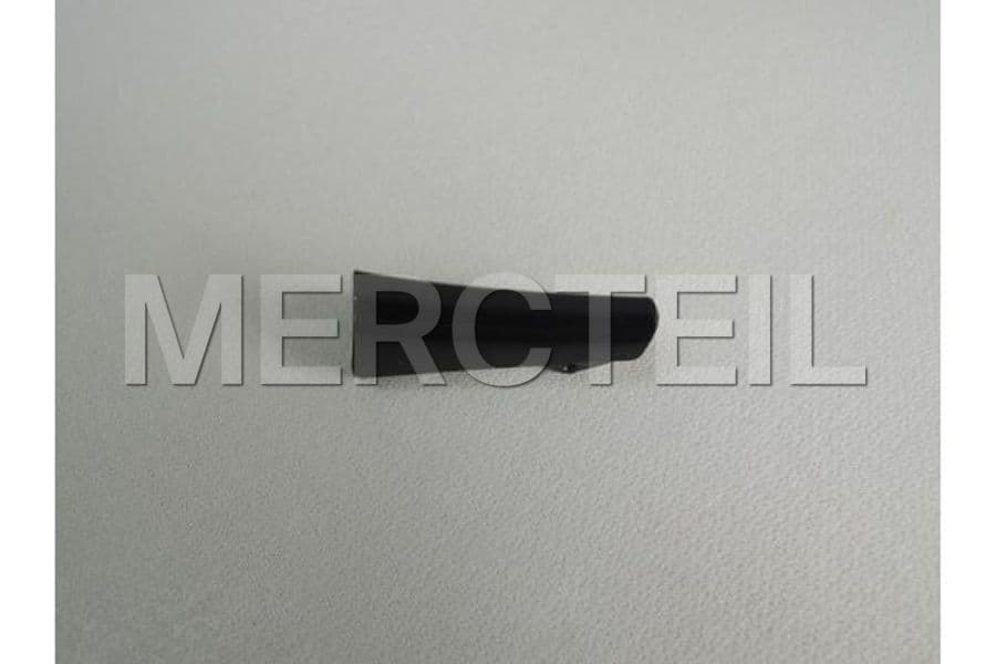 Buy the spare part Mercedes-Benz A1768806900 cover molding