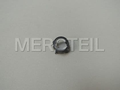 Buy the spare part Mercedes-Benz A1768853200 fixture
