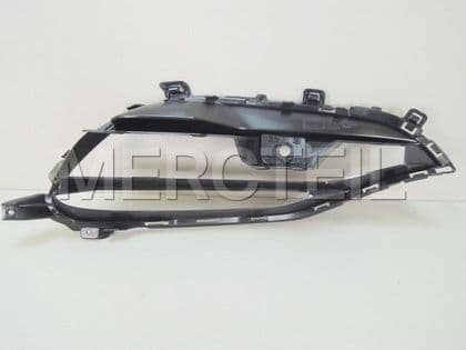 Buy the spare part Mercedes-Benz A1768855300 cover bumper area